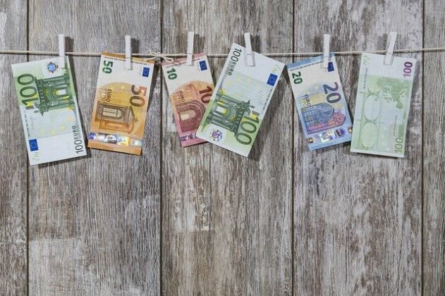 Investidora T nia Santos Como Comprar Euro Pelo Melhor C mbio Confira investidora-t-nia-santos-como-comprar-euro-pelo-melhor-c-mbio-confira